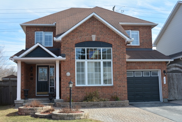 Ottawa Detached for sale: 3 bedroom (Listed 2015-04-23)