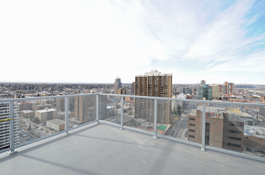 Downtown Calgary Penthouse For Sale: The Castello 2 bedroom