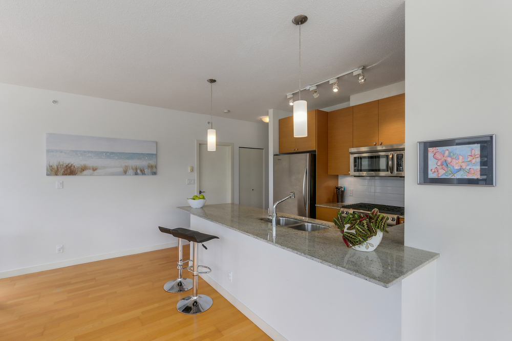 Suter Brook Village Corner Unit Condo for sale: Aria 1 2 bedroom 1,112 ...