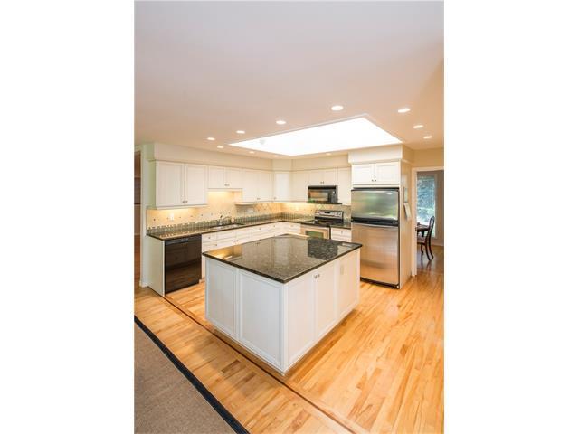 Bayview House for sale: 3 bedroom 2,335 sq.ft. (Listed 2016-09-20)