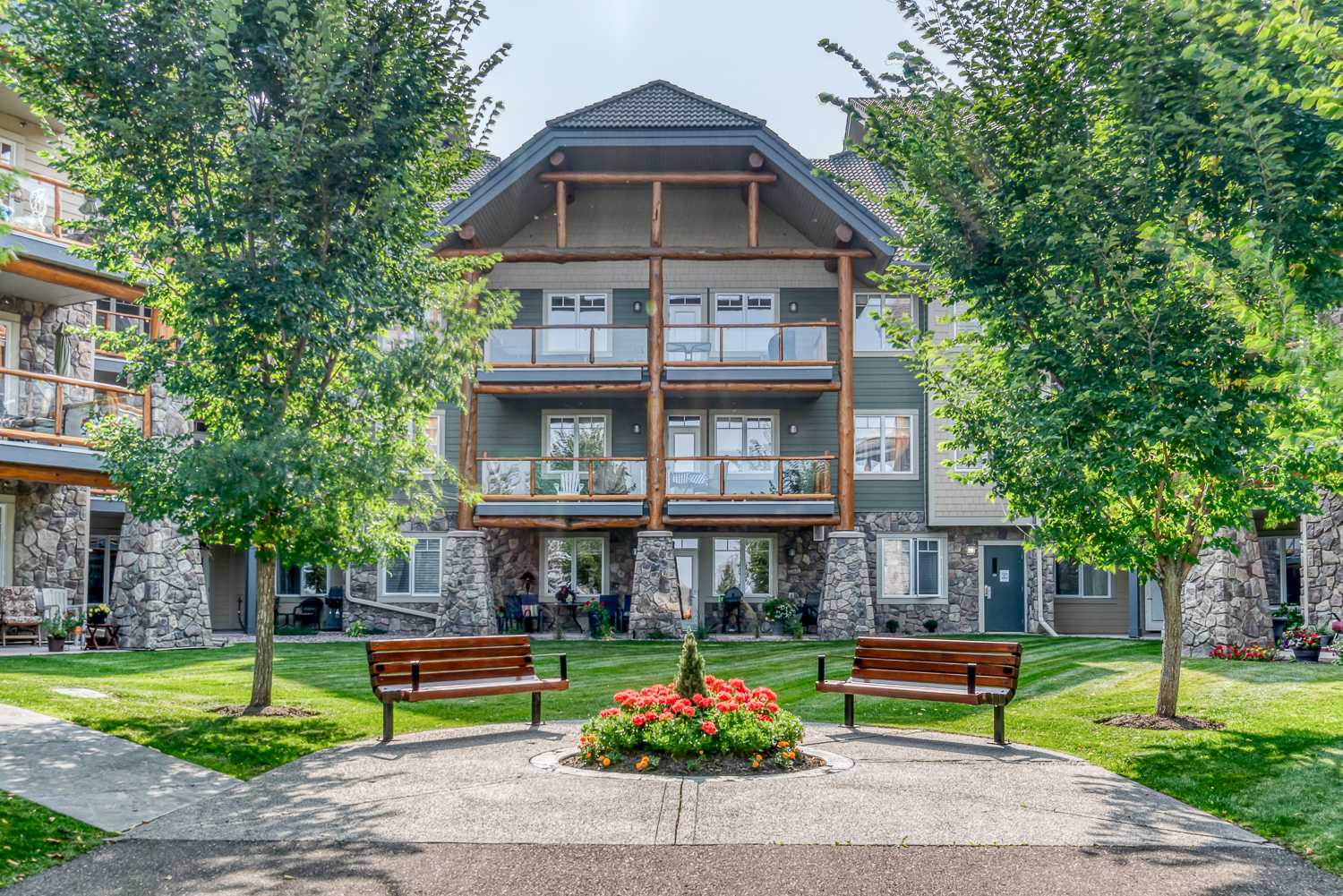 Evergreen Condo for sale: Sanderson Ridge 2 Bedrooms + Den 1,201 sq.ft ...