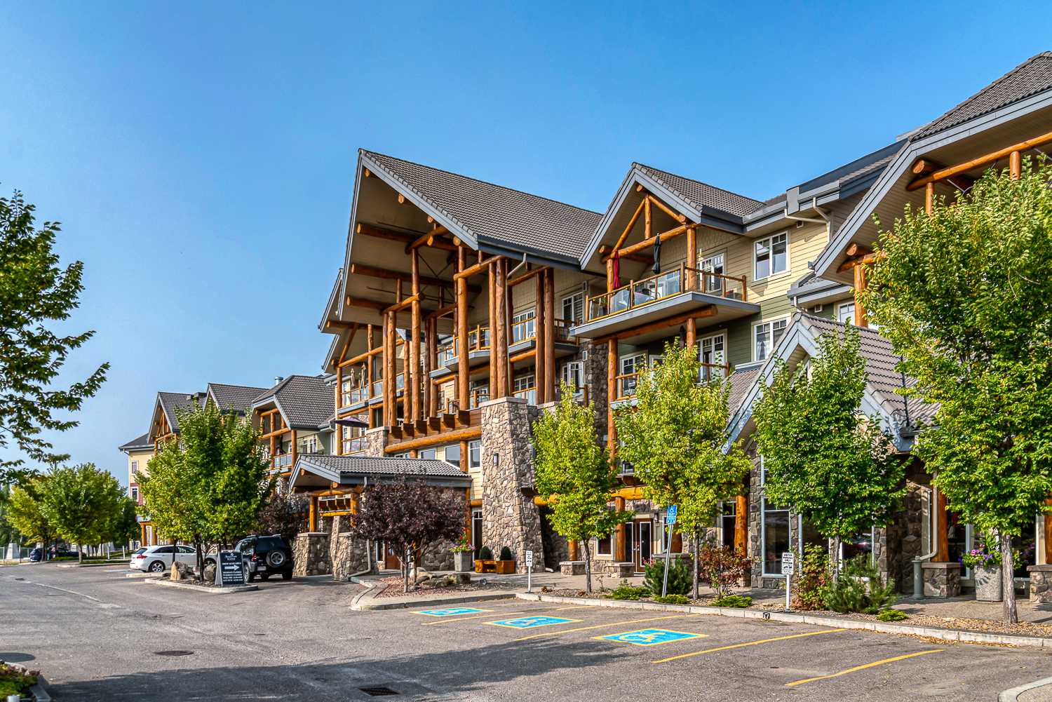 Evergreen Condo for sale: Sanderson Ridge 2 Bedrooms + Den 1,201 sq.ft ...