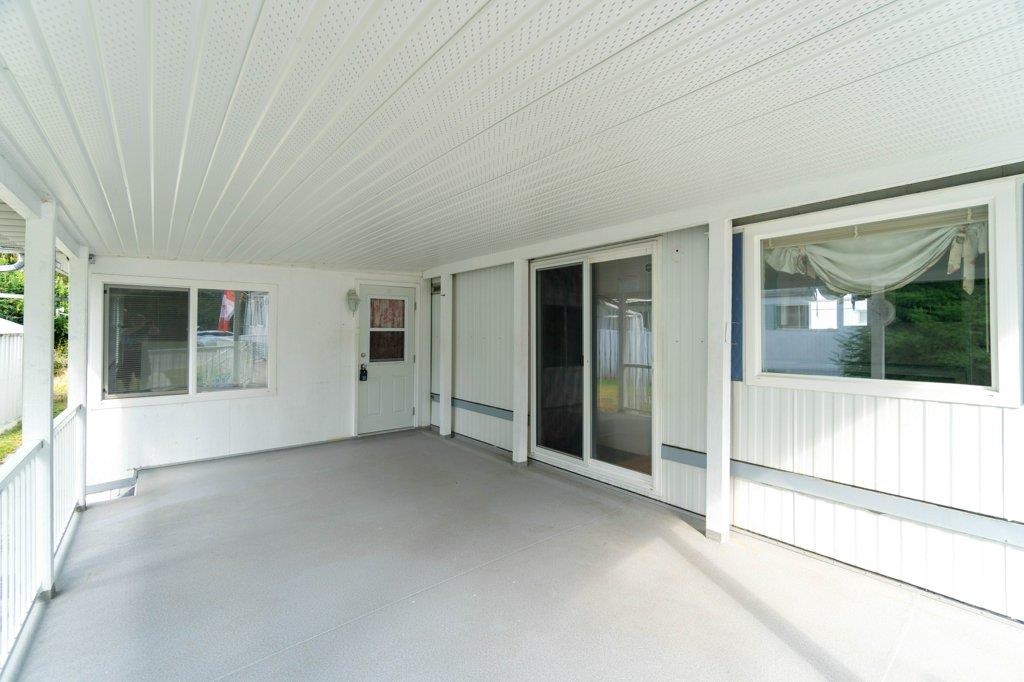 Salmon Arm Manufactured Home in Mobile Home Park for sale: Evergreen ...